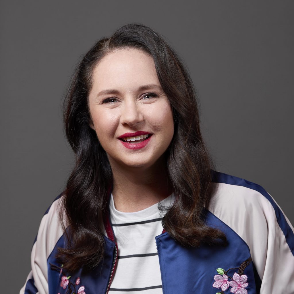 At The Bar with Comedian Mel Buttle - The Write Drop